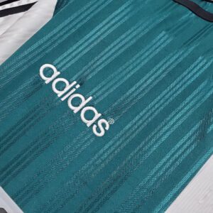 LIVERPOOL 1995-1996 WHITE AND GREEN AWAY RETRO FOOTBALL SHIRT | My ...